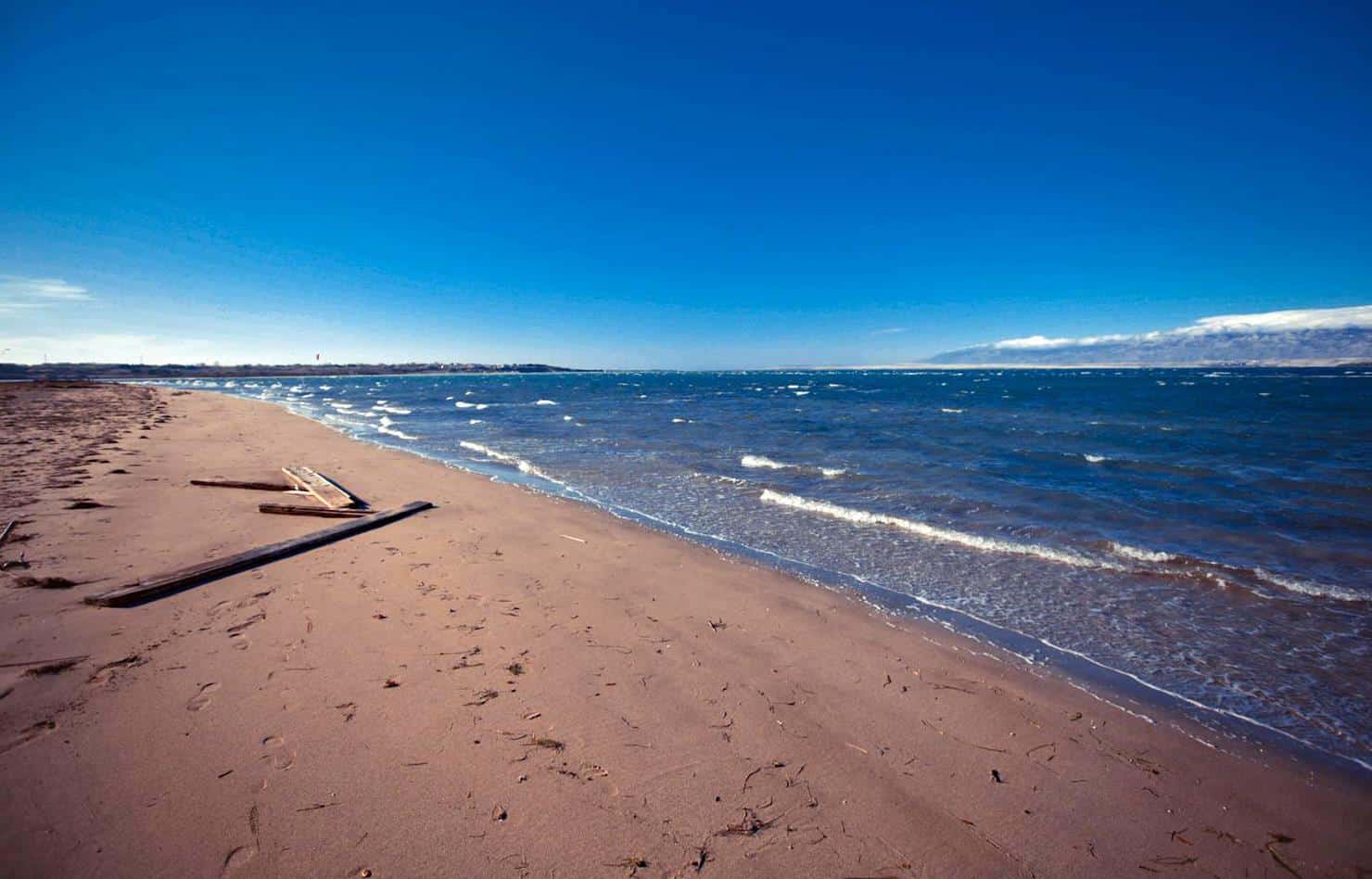 Queen Beach (Nin) - Spots4Kite